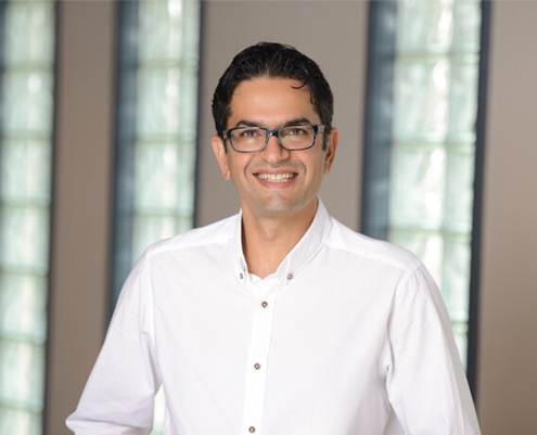 Meet Our Dental Team | Dr. Ross Dental